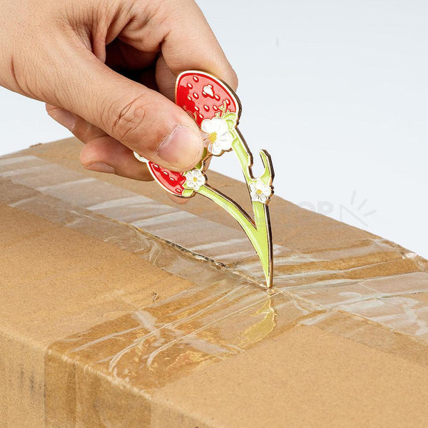 Self Defense Strawberry Key Chain – nextdealshop.com