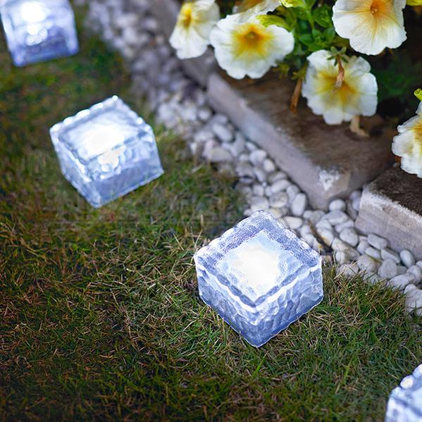 Solar-Powered Heavy Duty Brick Path Light - Heavy Duty Outdoor Lights ...