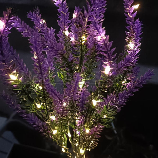 Solar Powered Lavender Flower Stake Light – nextdealshop.com