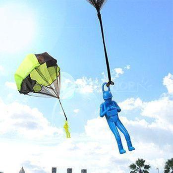 3 Pcs Tangle Free Toy Parachute - Simply Toss it High and Watch it Fly ...